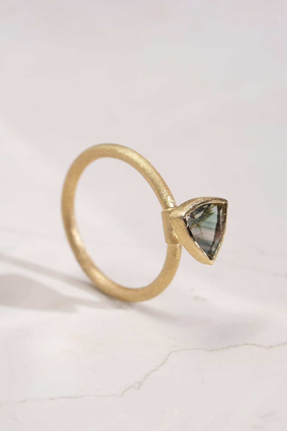 Oregon Sunstone Ring Green – SIXTH NIGHT